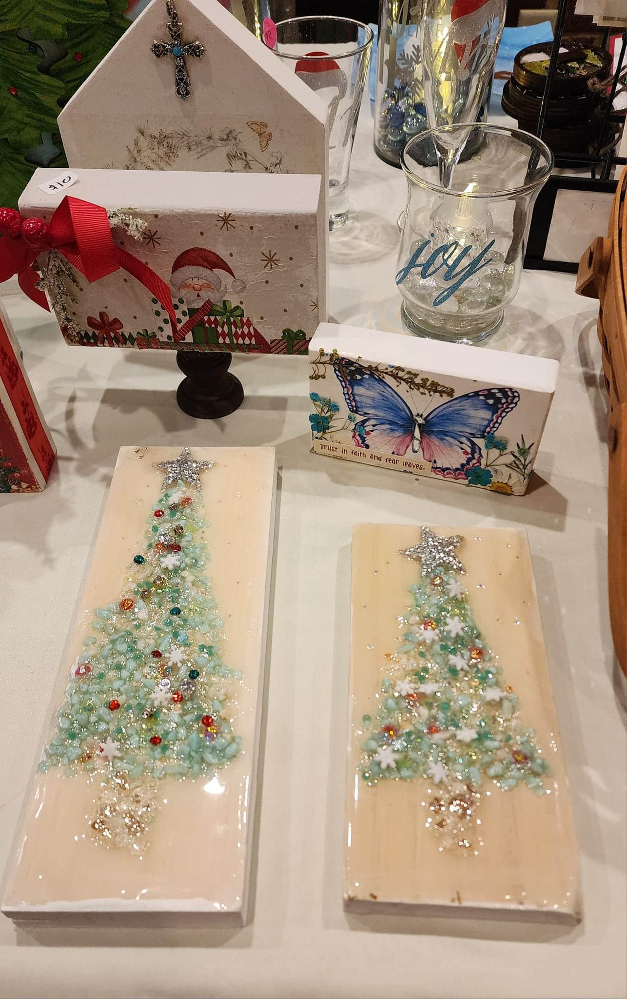 CW Employee Craft Show – The Triangle